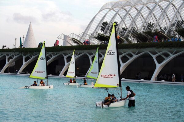 Topaz Taz | Topper Sailboats.