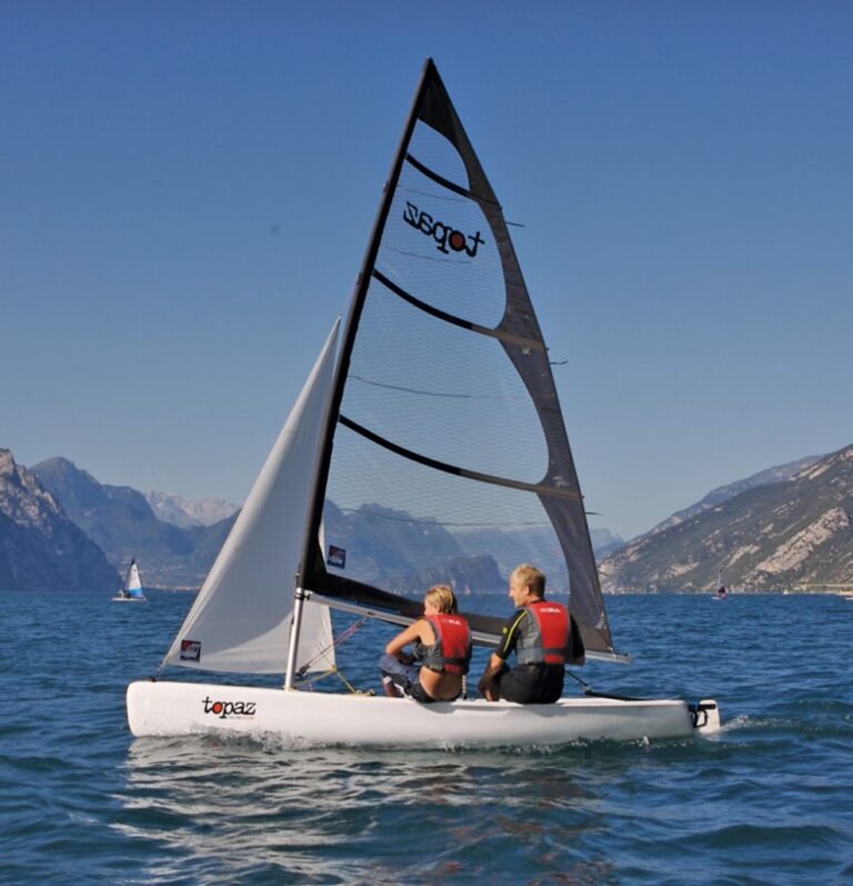 Topaz Uno | Topper Sailboats